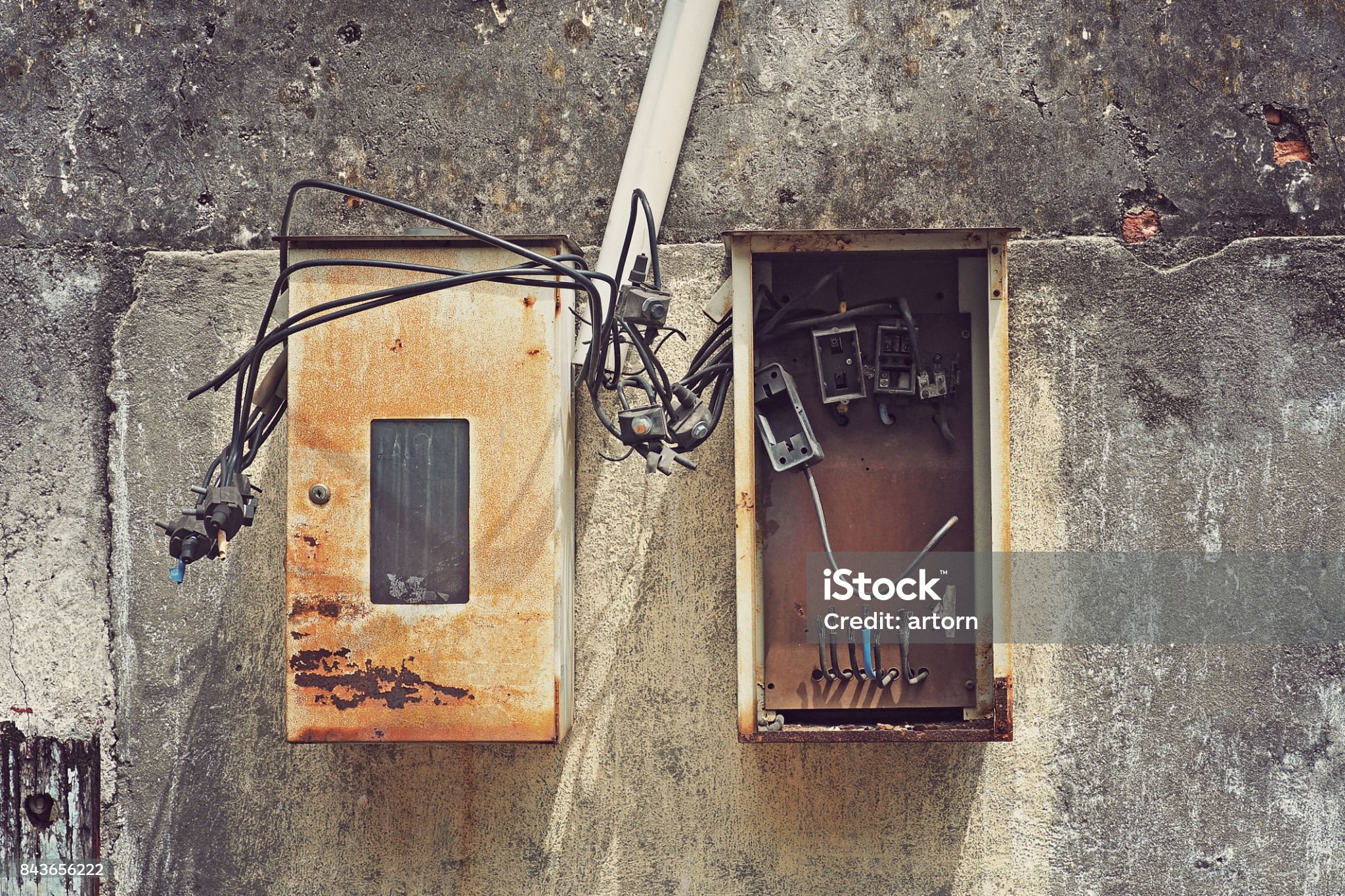 Defective(wire) meter Object Detection Dataset by viny