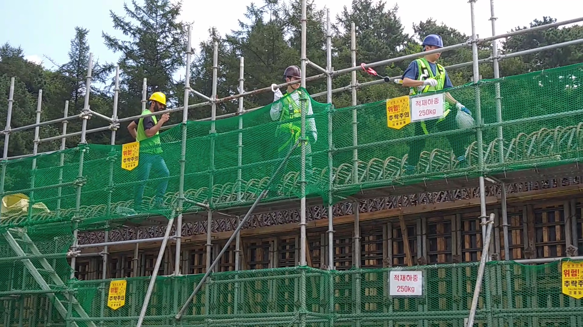 Tan Object Detection Dataset By Objectdetectionproject