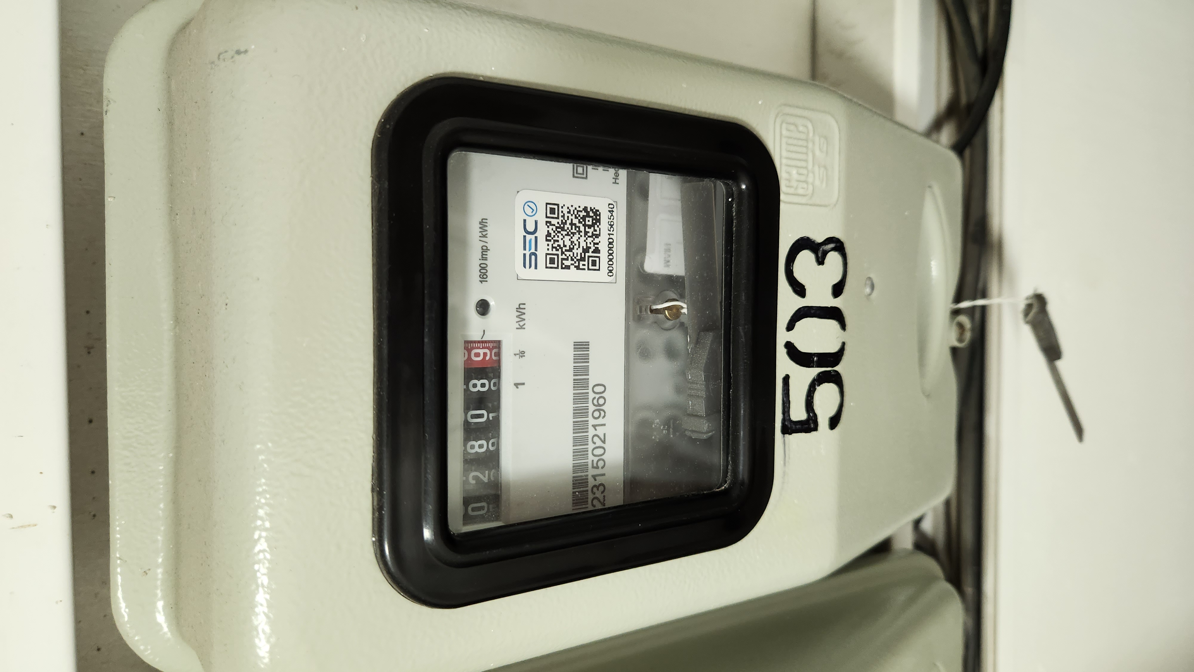 Medidores-certif2015-raw Object Detection Dataset and Pre-Trained Model by Almondv08