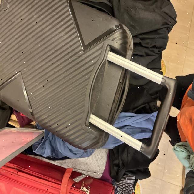 luggage_custom Object Detection Dataset by Ilham M