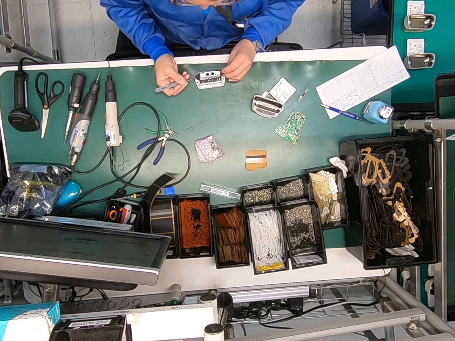 Assembly Object Detection Dataset by Uniflow