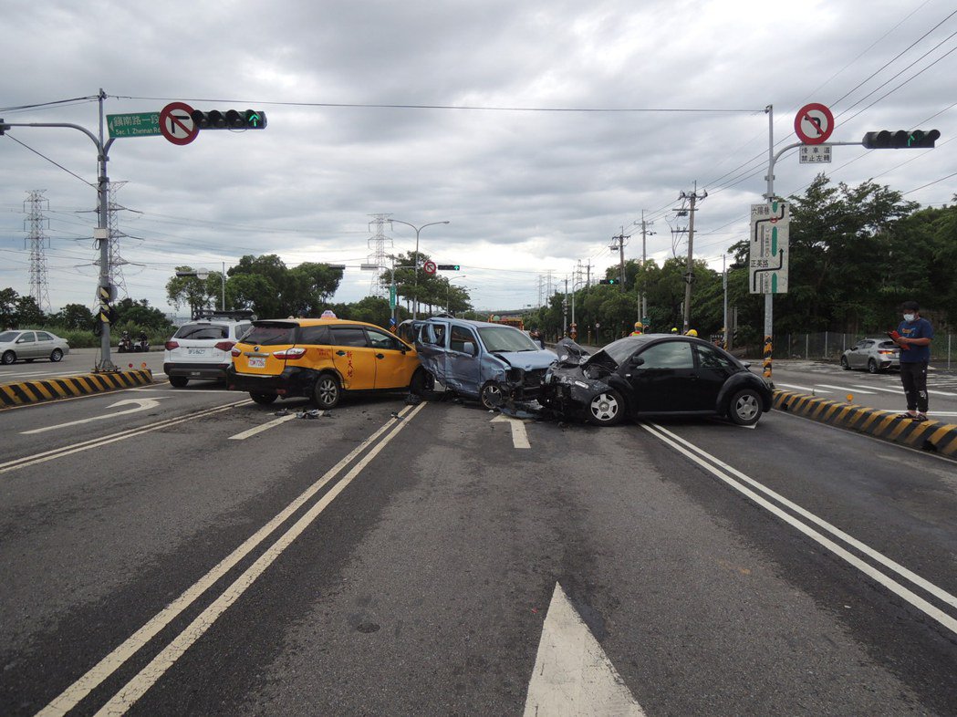 car-motocycle(resnet) Object Detection Dataset by resnet car accident