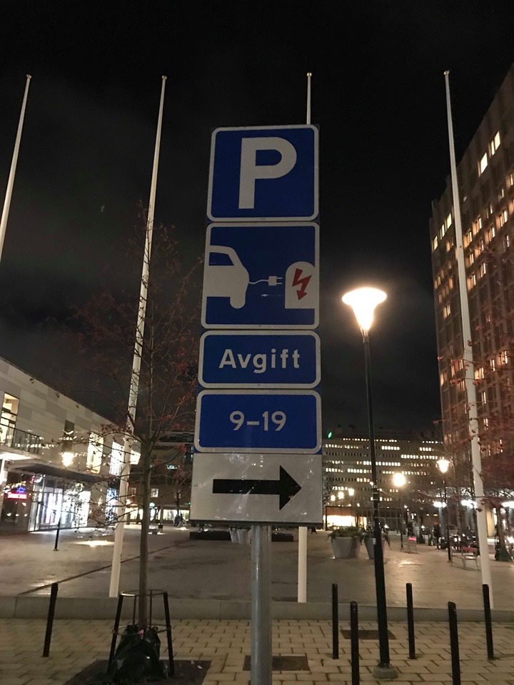 Parking-Dataset-2022-05-18 Object Detection Dataset by AIDataset