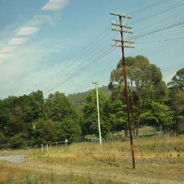 Poles defect - Roboflow Universe