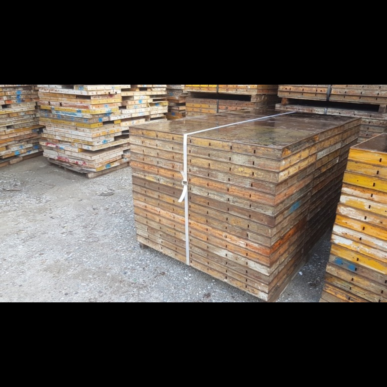 vertical Object Detection Dataset by kyung hee university