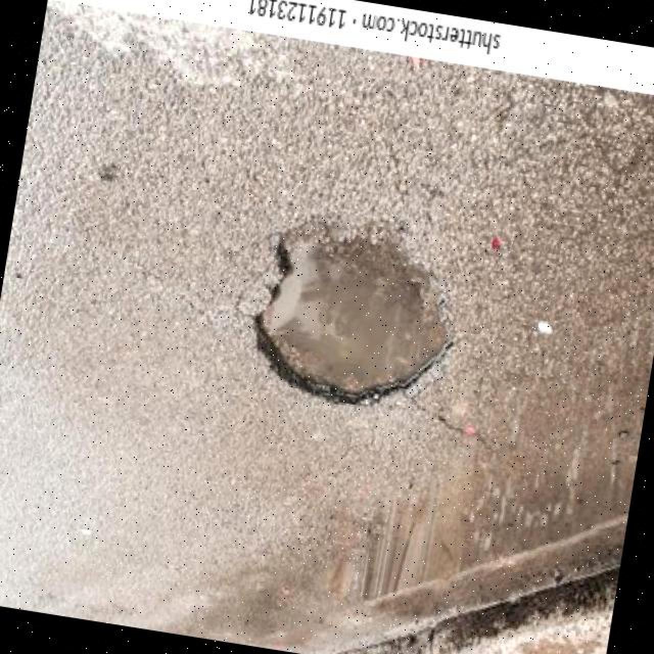 pothole Instance Segmentation Model by QU