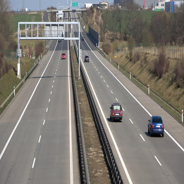 Yolo-vehicle-detection Object Detection Model by BSproject