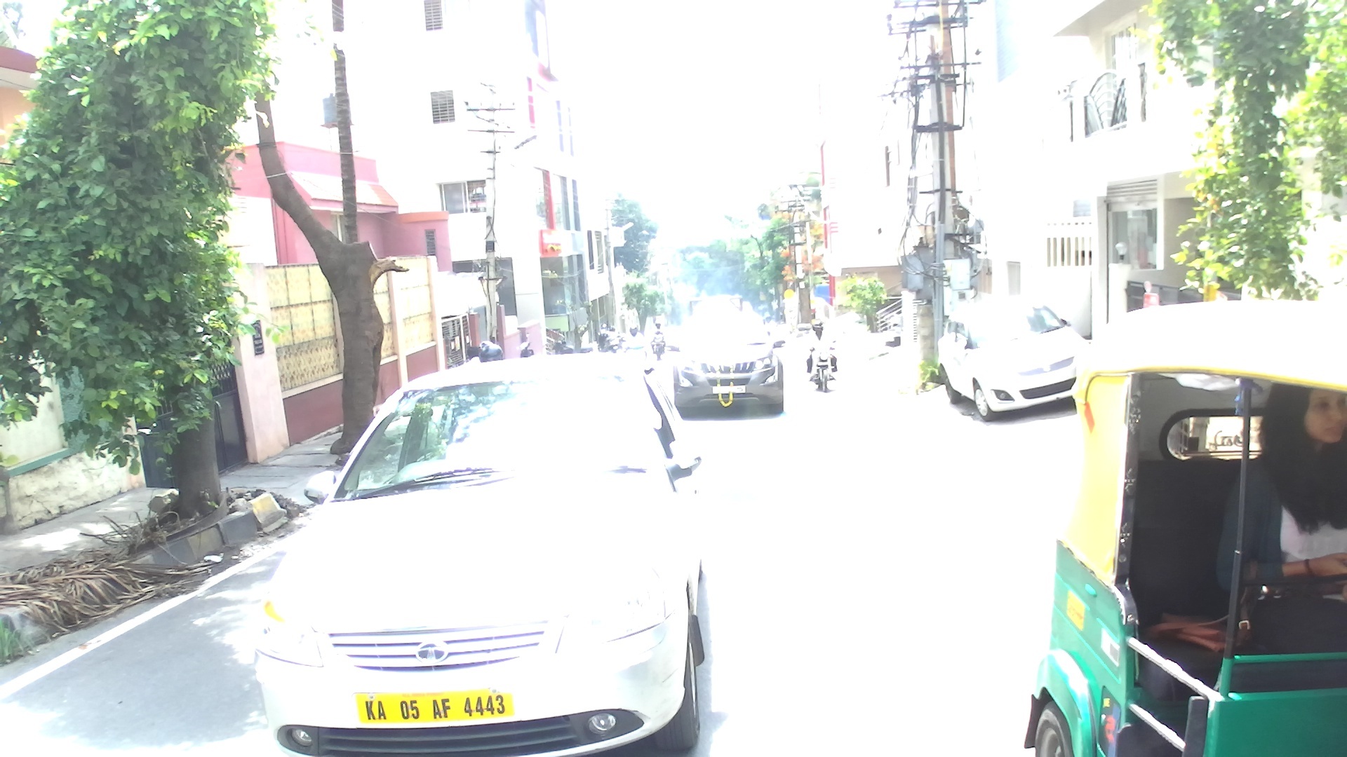 Blind Spot Detection Object Detection Model By Yolotrain