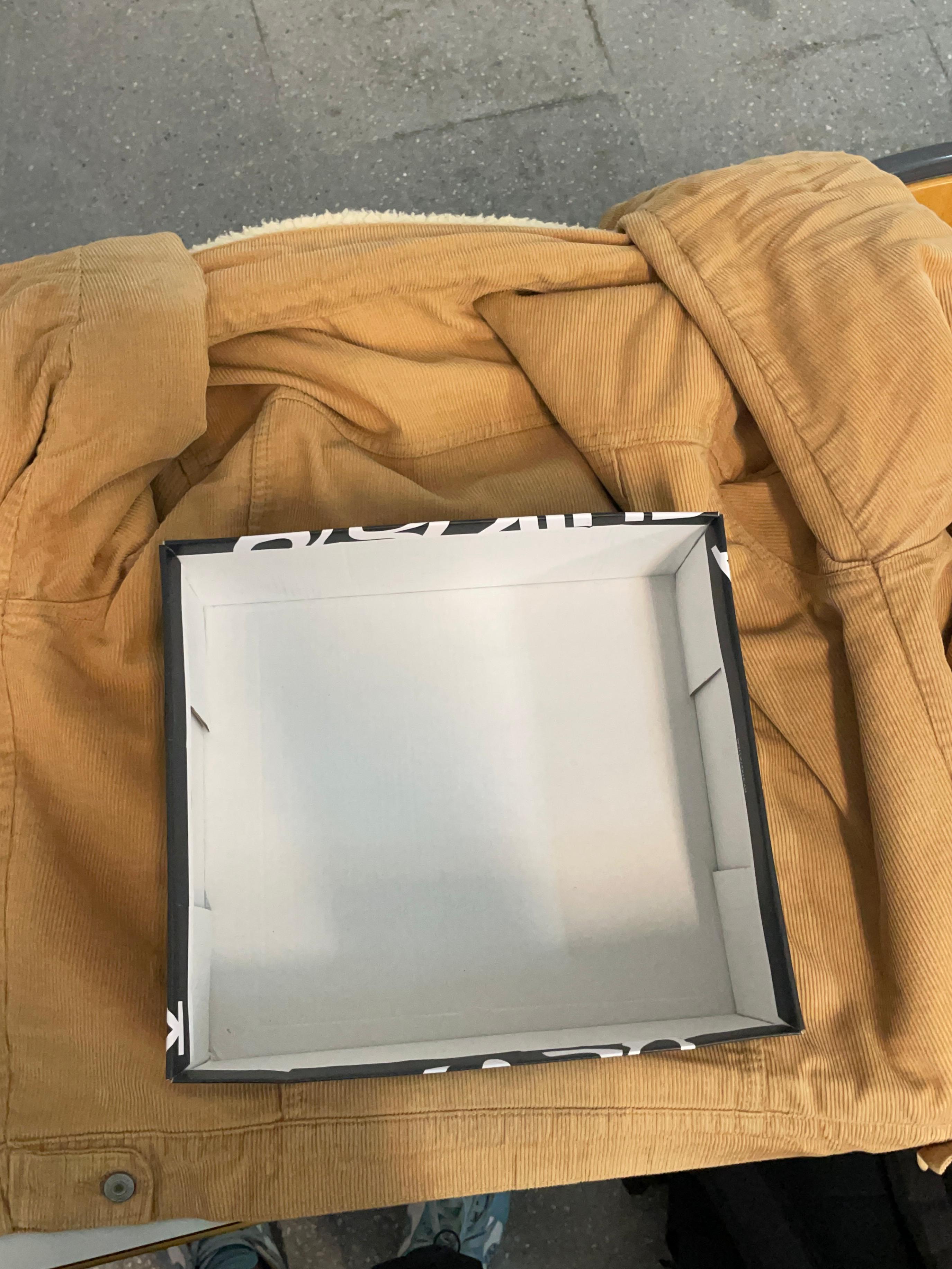 boxes Object Detection Dataset by Box detection