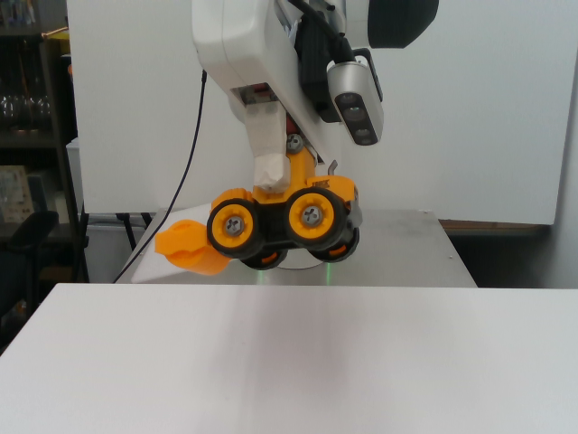 bulldozer_hand Object Detection Dataset by puang