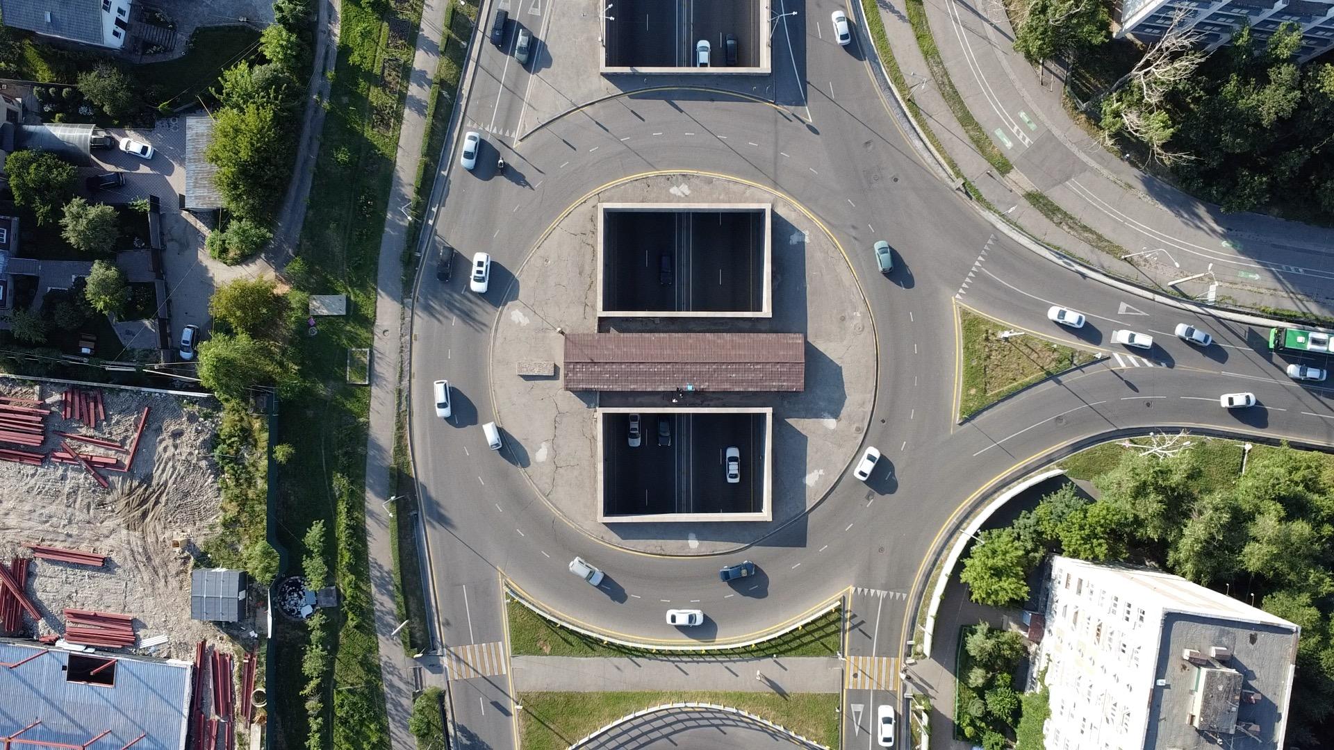 Shaha_adjustedyolov8_sample_0.5 Object Detection Dataset by intersection