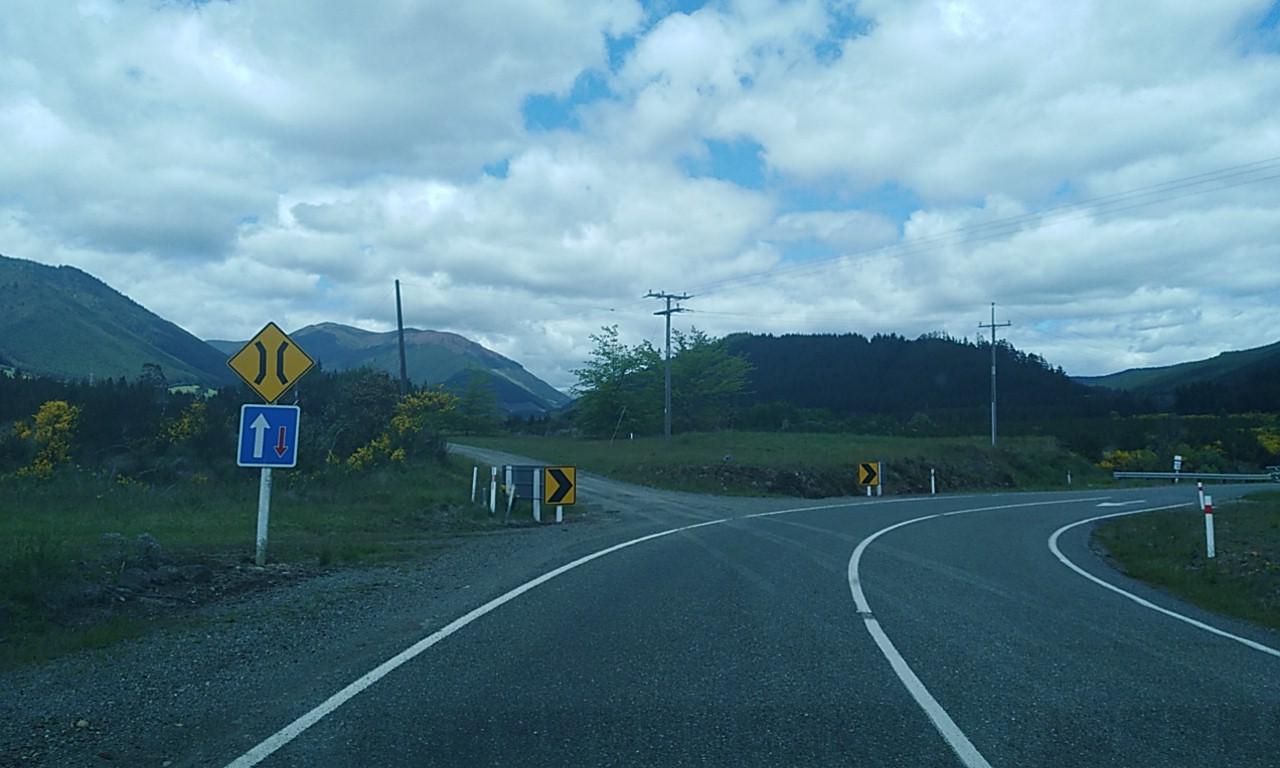 Road Signage Obstruction Detection - Roboflow Universe