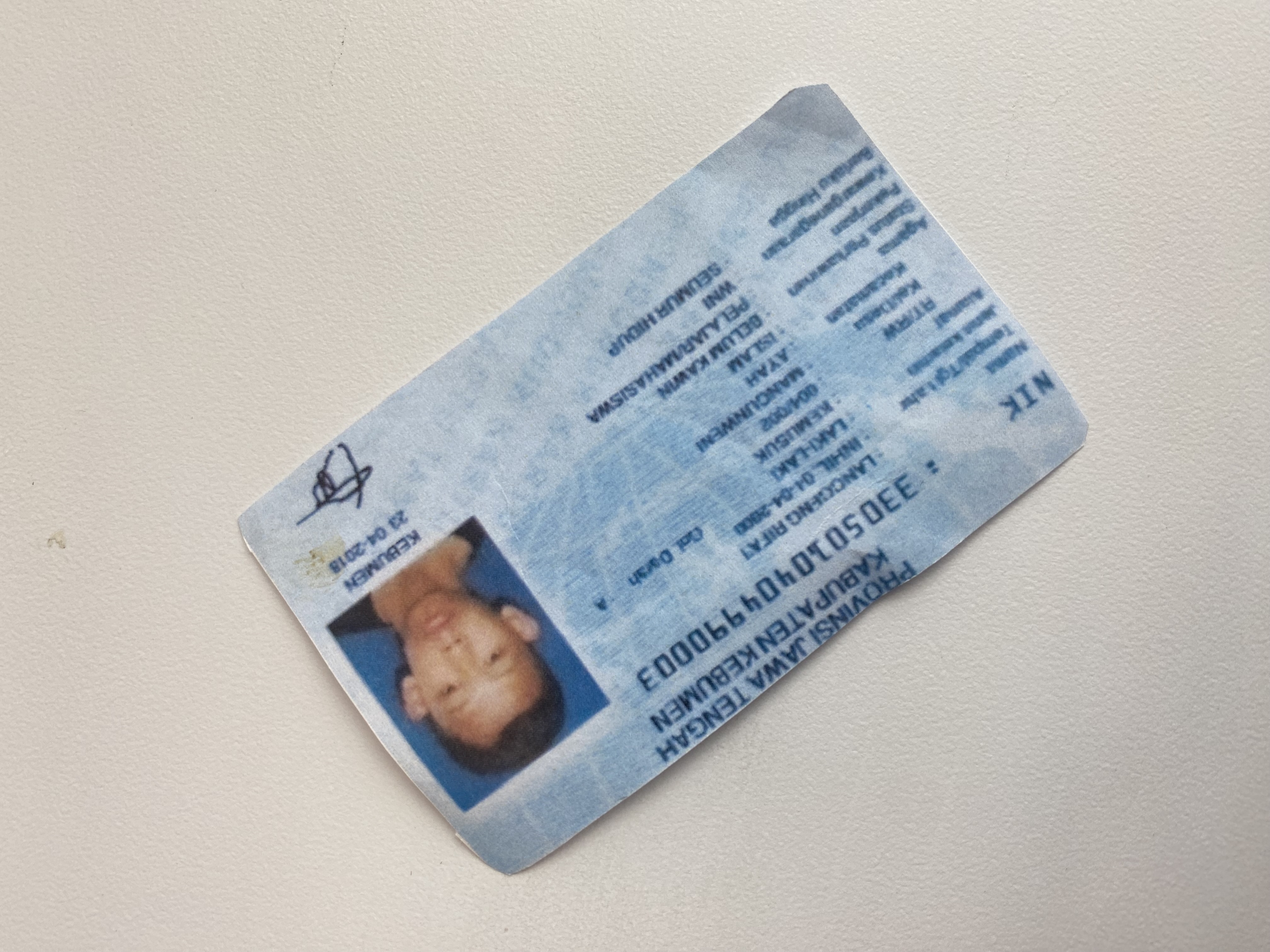ID Card 1 Object Detection Dataset by Nguyn Khoa ng