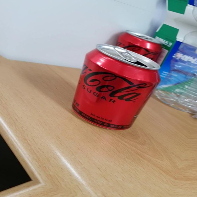 coke cola Object Detection Dataset by hyeon coke cola Object Detection Dataset by hyeon