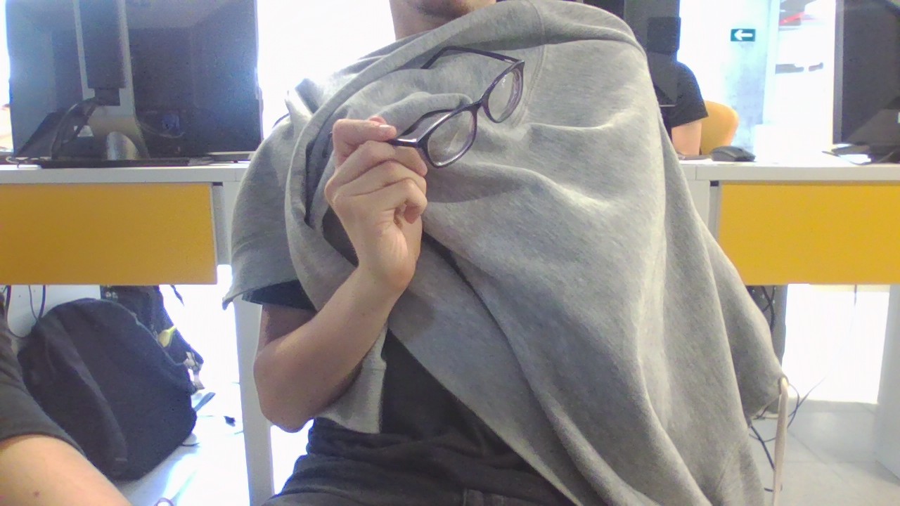 Clasificación Celulares y Gafas Object Detection Model by Proyecto