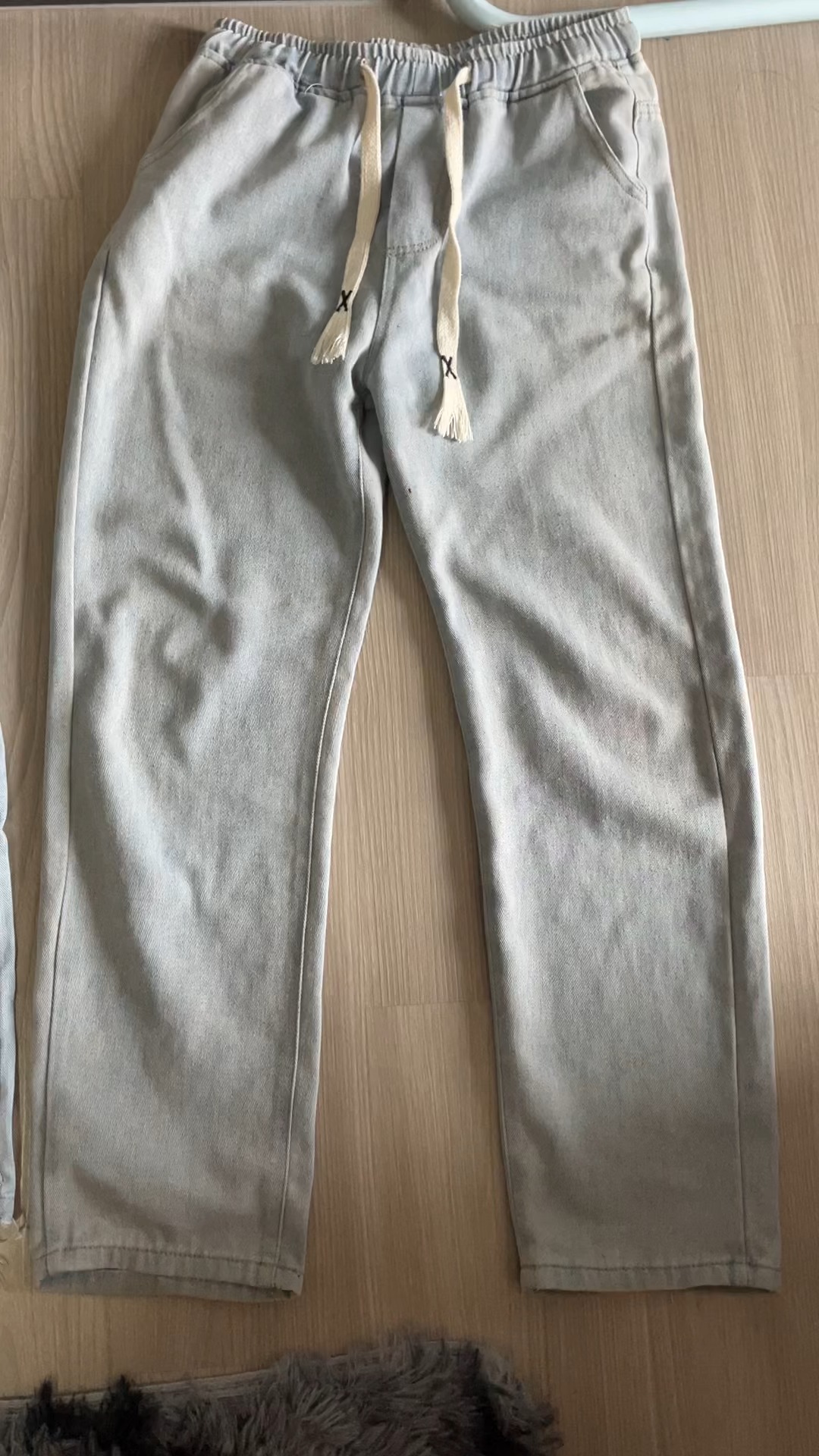 Shorts or Long pants Object Detection Dataset by AIExample