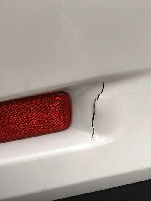 Car paint damage detection Object Detection Dataset and Pre-Trained Model by Sai Eswari