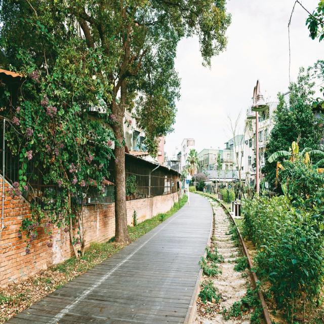 Rail2 Instance Segmentation Model By Sompote