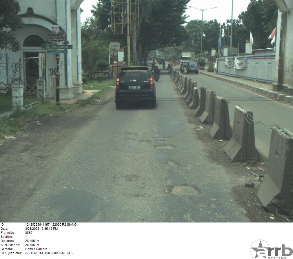 Roadcracknewversion 2 Object Detection Dataset And Pre Trained Model By