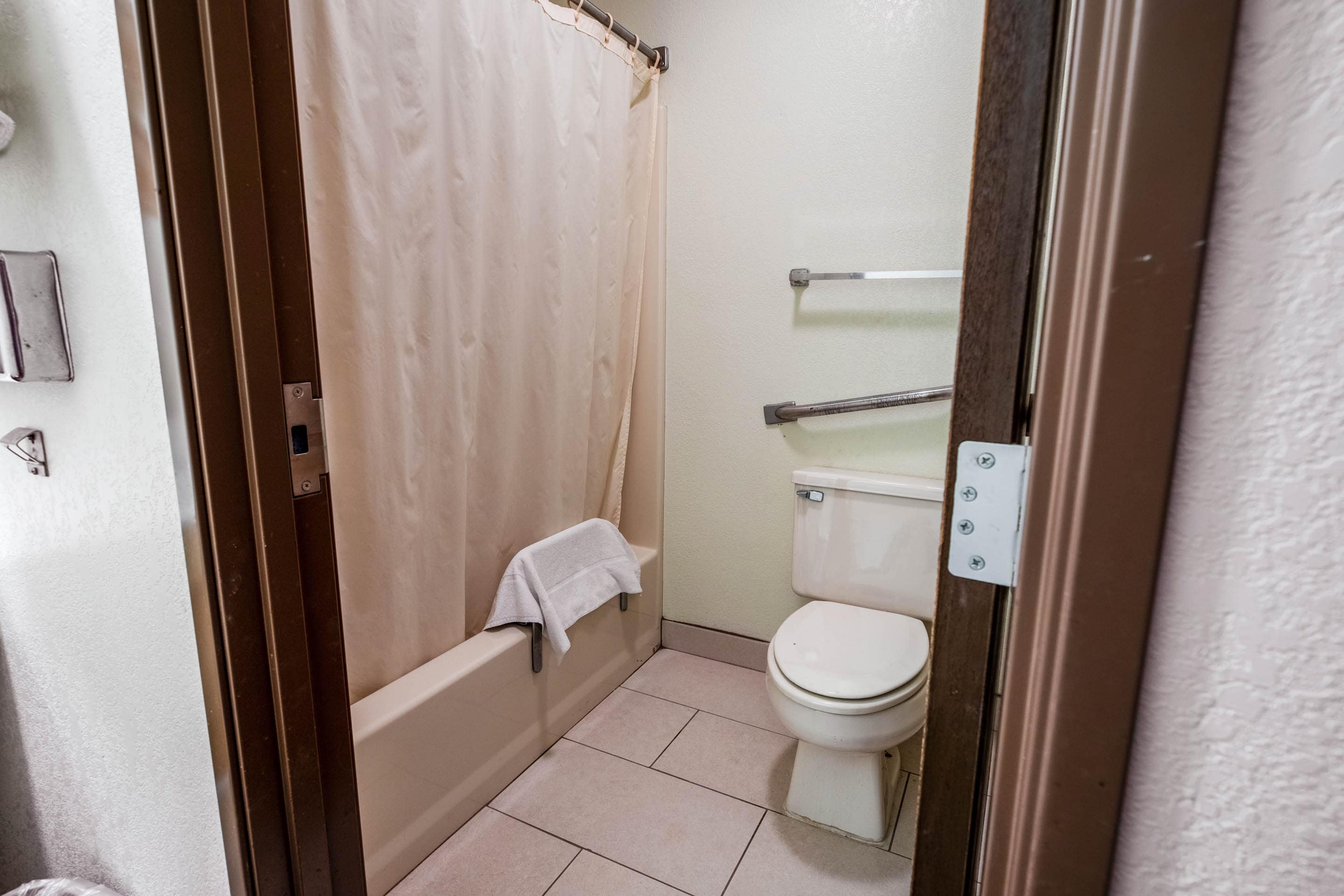 db Object Detection Dataset by Valueva Anastasiya