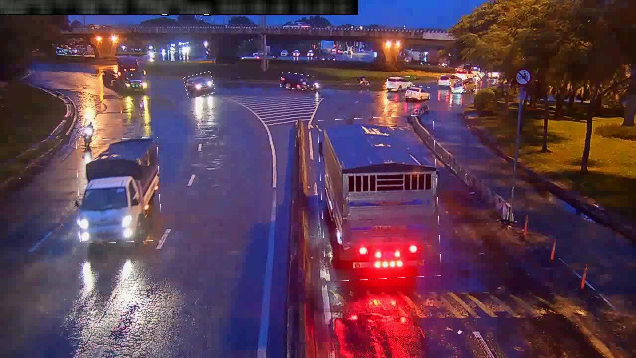 night Object Detection Model (v1, 2024-11-16 9:43pm) by manh