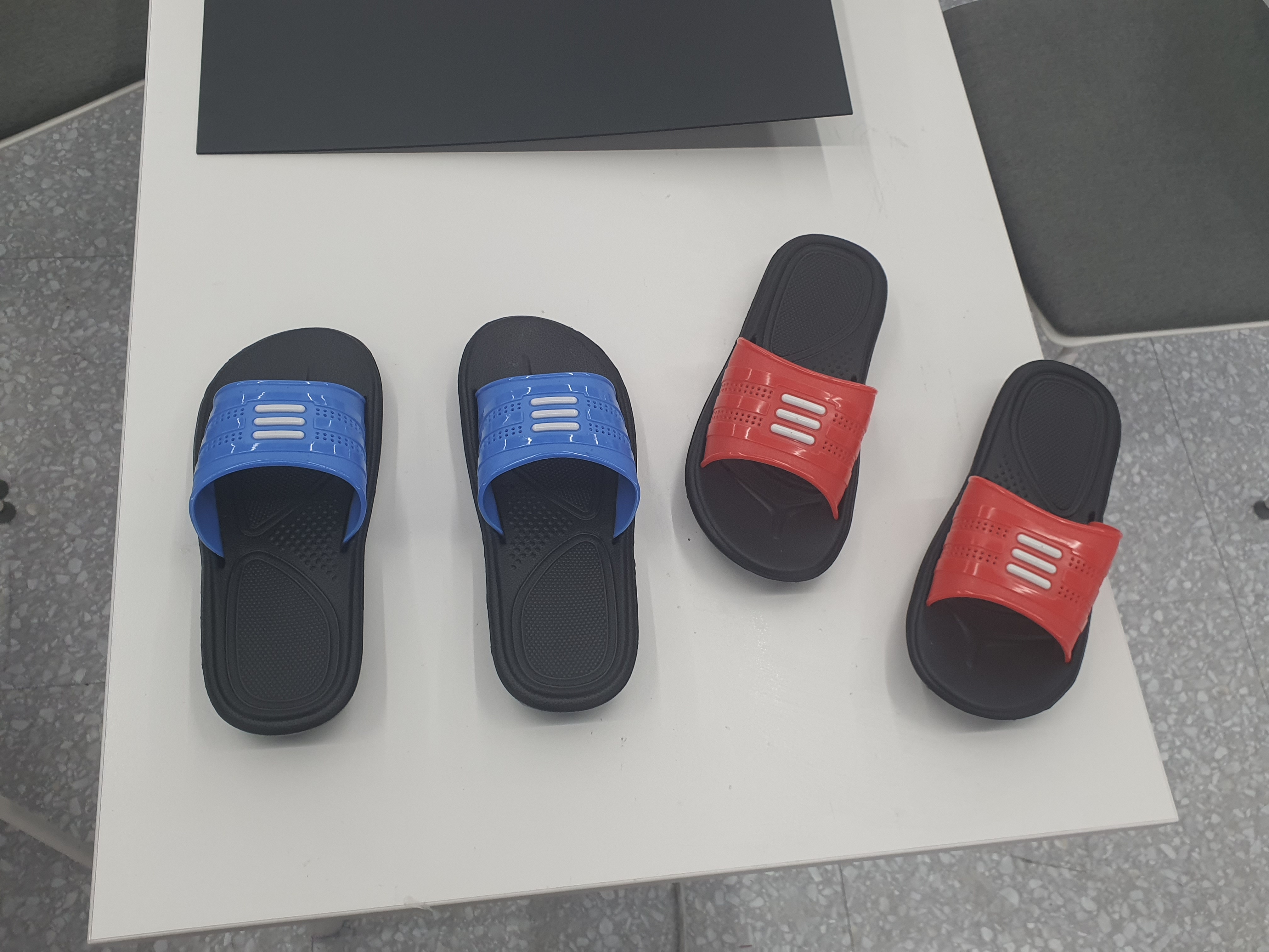 Slippers Object Detection Dataset by AIAI