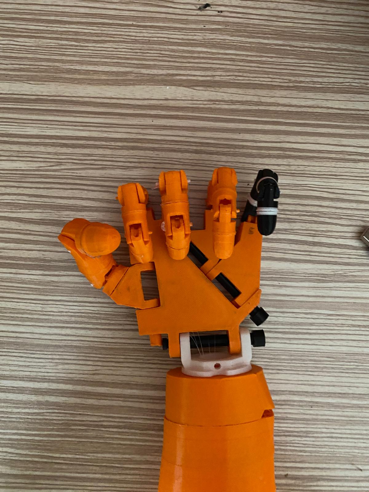 Robot_Hand_v2 Object Detection Dataset and Pre-Trained Model by RobotHand