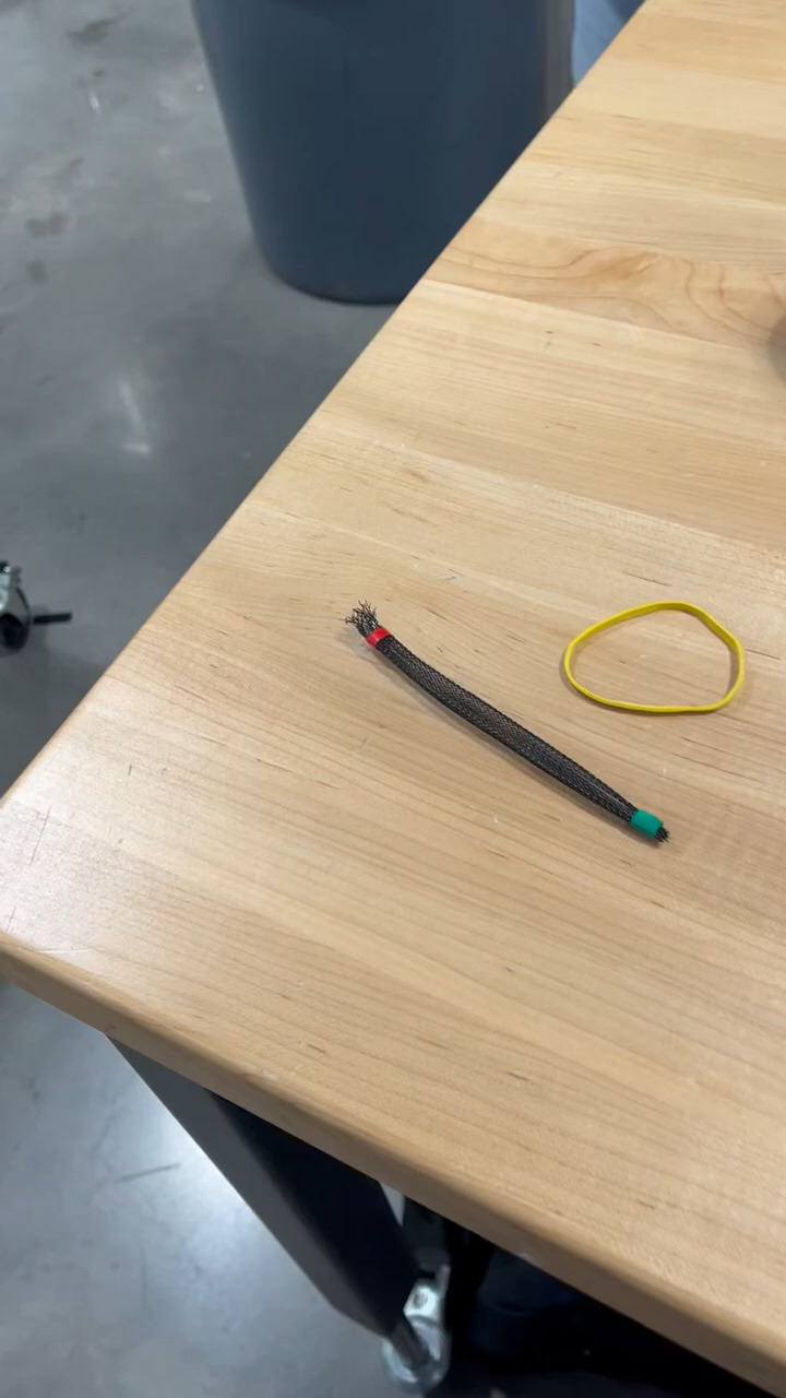 Mesh-worm Instance Segmentation Model by Meshworm AI Control