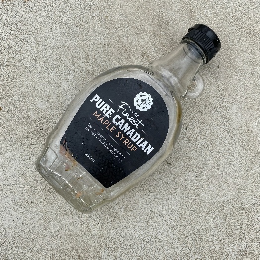 Trash Items Object Detection Model by IPCV Home Assignment