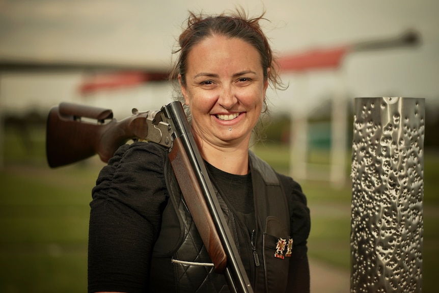 guns_1 Instance Segmentation Dataset by instagramimages