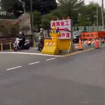 barrier Instance Segmentation Model by Louis