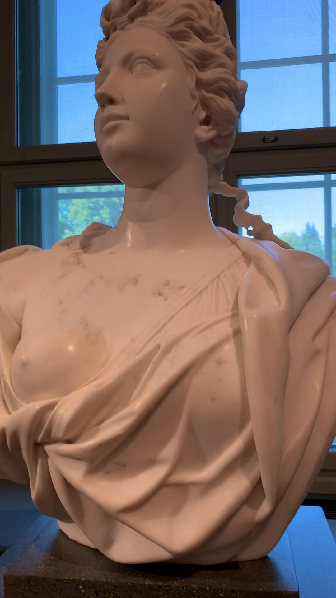 Lighting Statues Object Detection Dataset by Statue Artworks