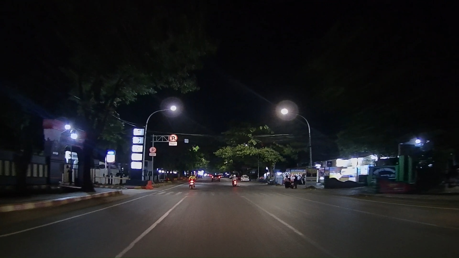 Traffic Signs Dataset Roboflow Universe