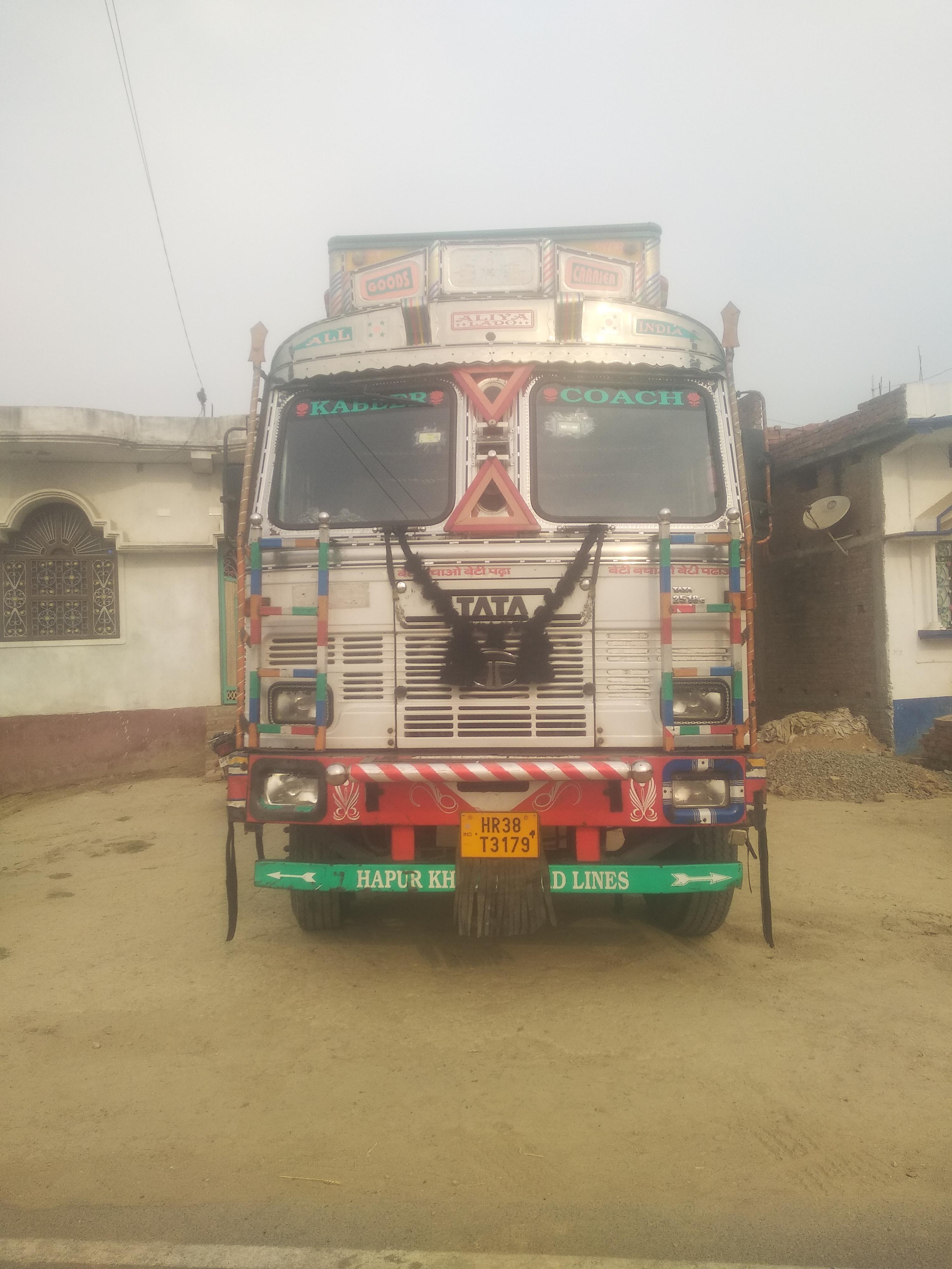 Truck And Car Detection Object Detection Dataset And Pre Trained Model By Vehicle Detection