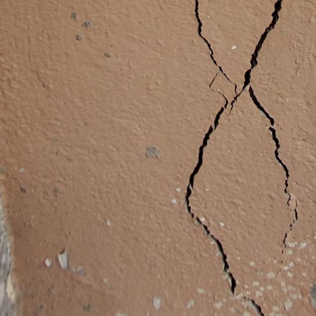 crack_detection Instance Segmentation Model by glass