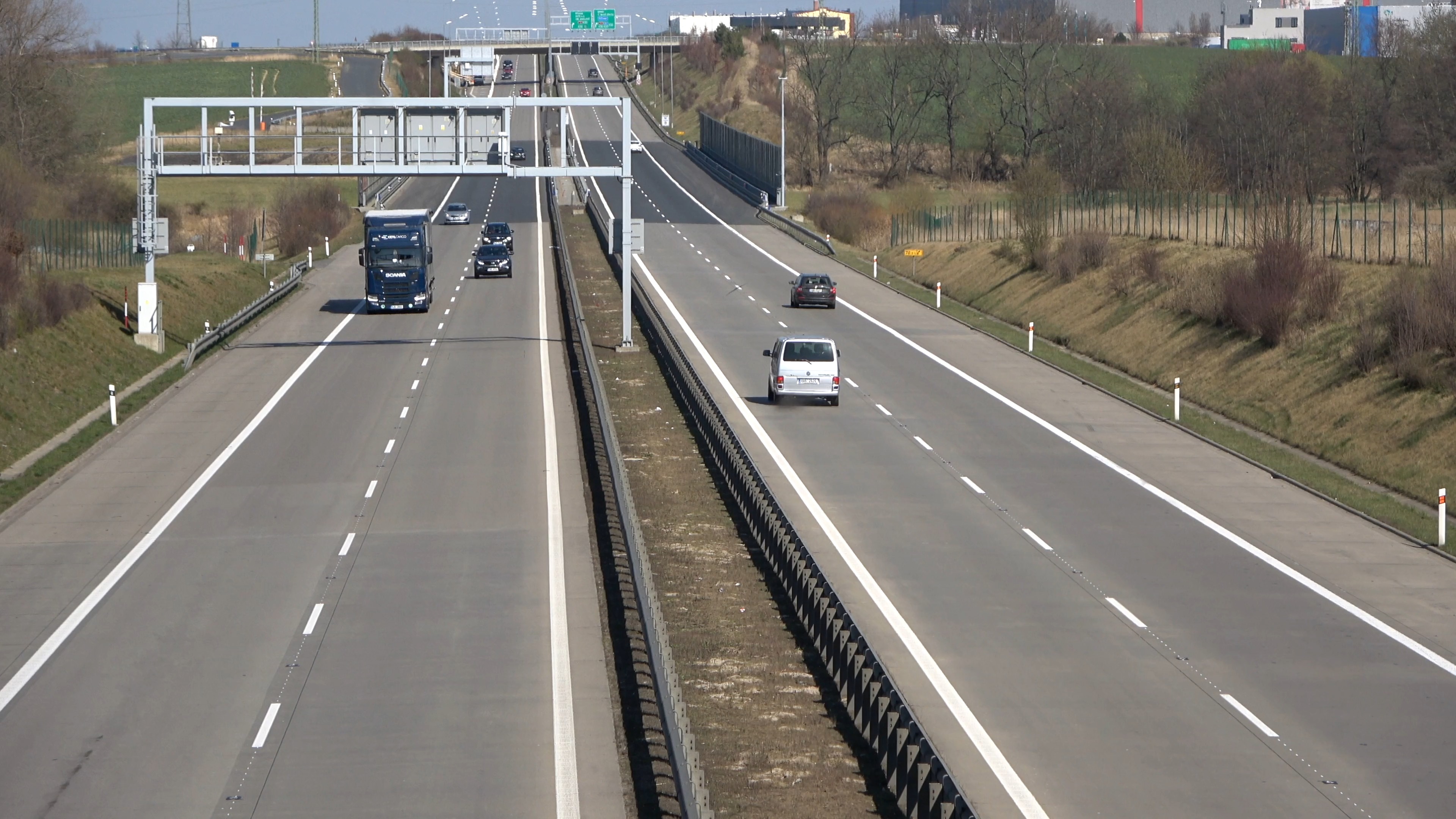 Vehicle_Detection_YOLOv8 Object Detection Dataset and Pre-Trained Model by Cars