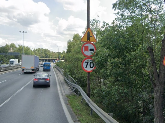 Road signs Object Detection Model by Midstem