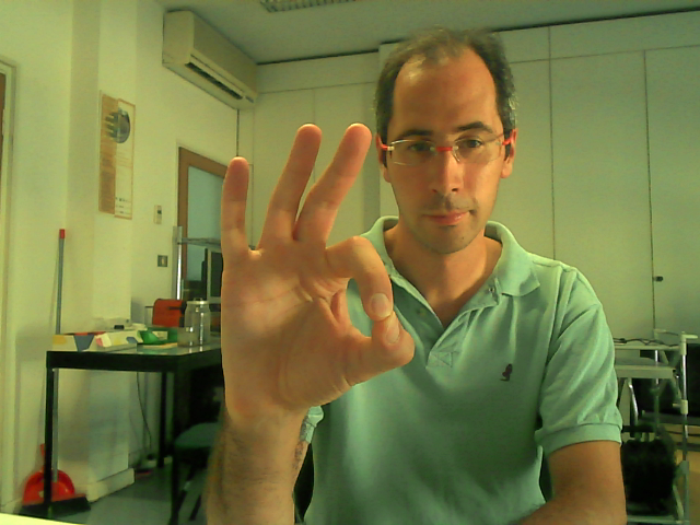 hand gistures Object Detection Dataset and Pre-Trained Model by KFUPM