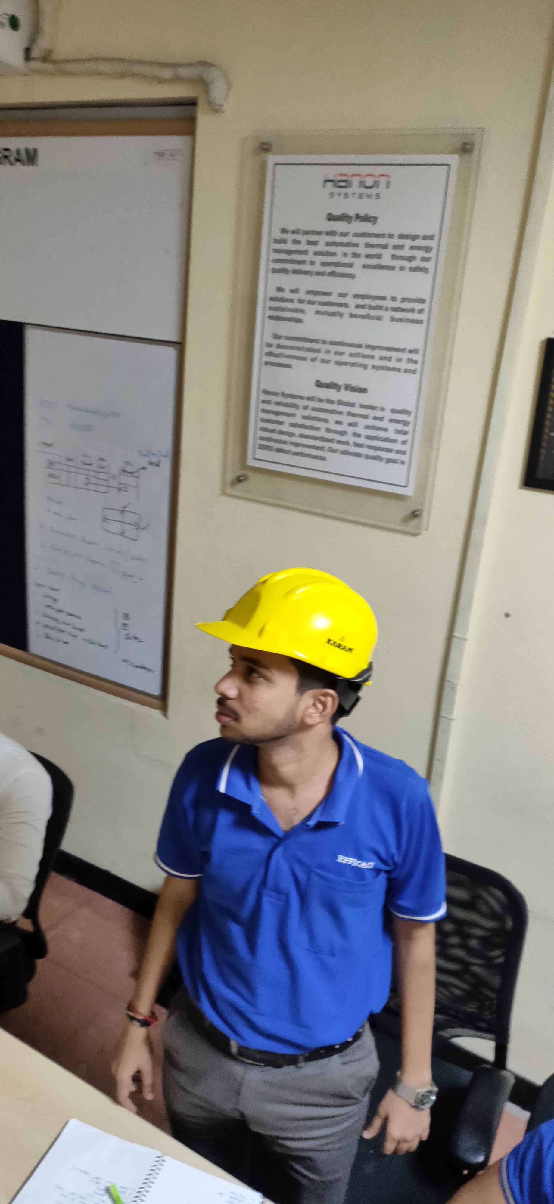 hard hat Object Detection Model by hanon