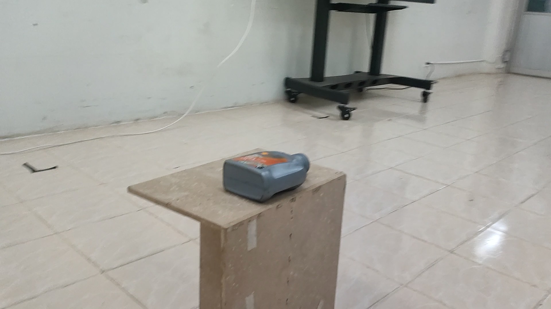 brake_fluid_box Object Detection Model by detectron