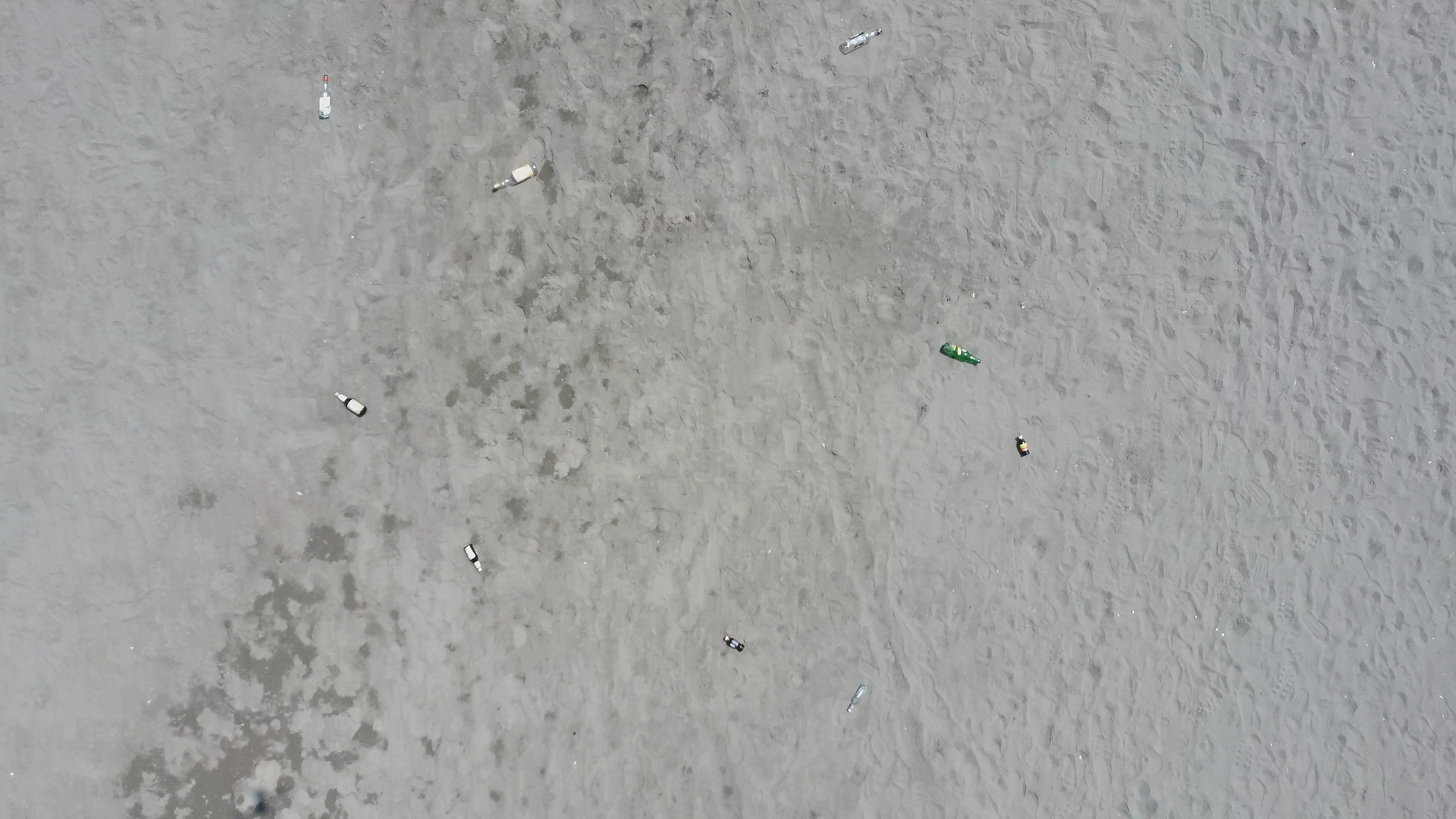 glass bottle Object Detection Model by National Cheng Kung University