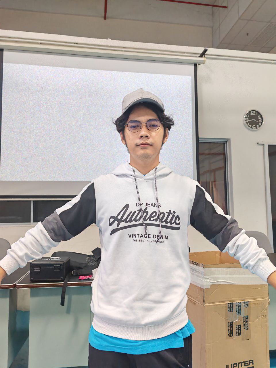 human_clothing Object Detection Dataset and Pre-Trained Model by ray