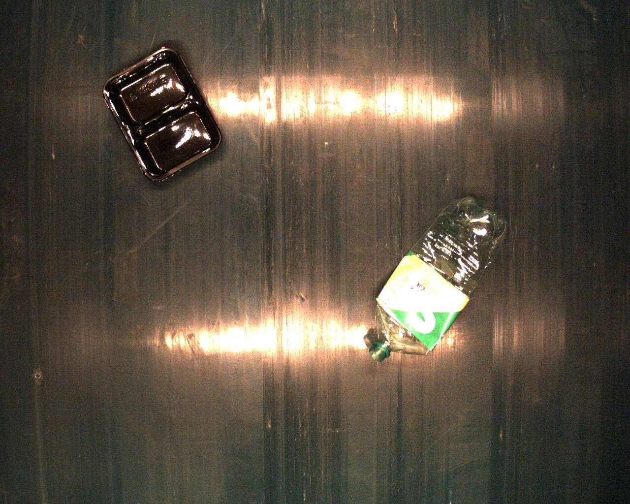 BinaryPlastic Object Detection Dataset by trash