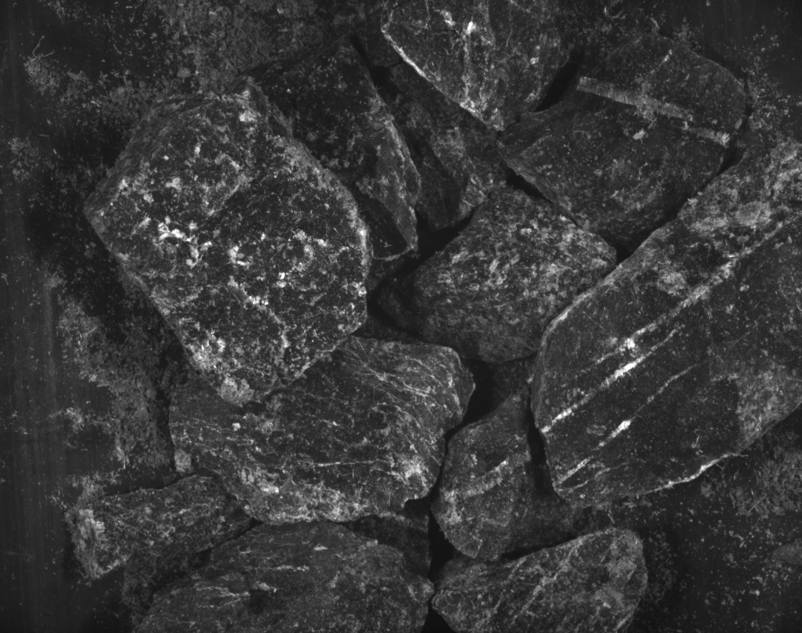 Stone_segmentation Instance Segmentation Dataset by UrFU