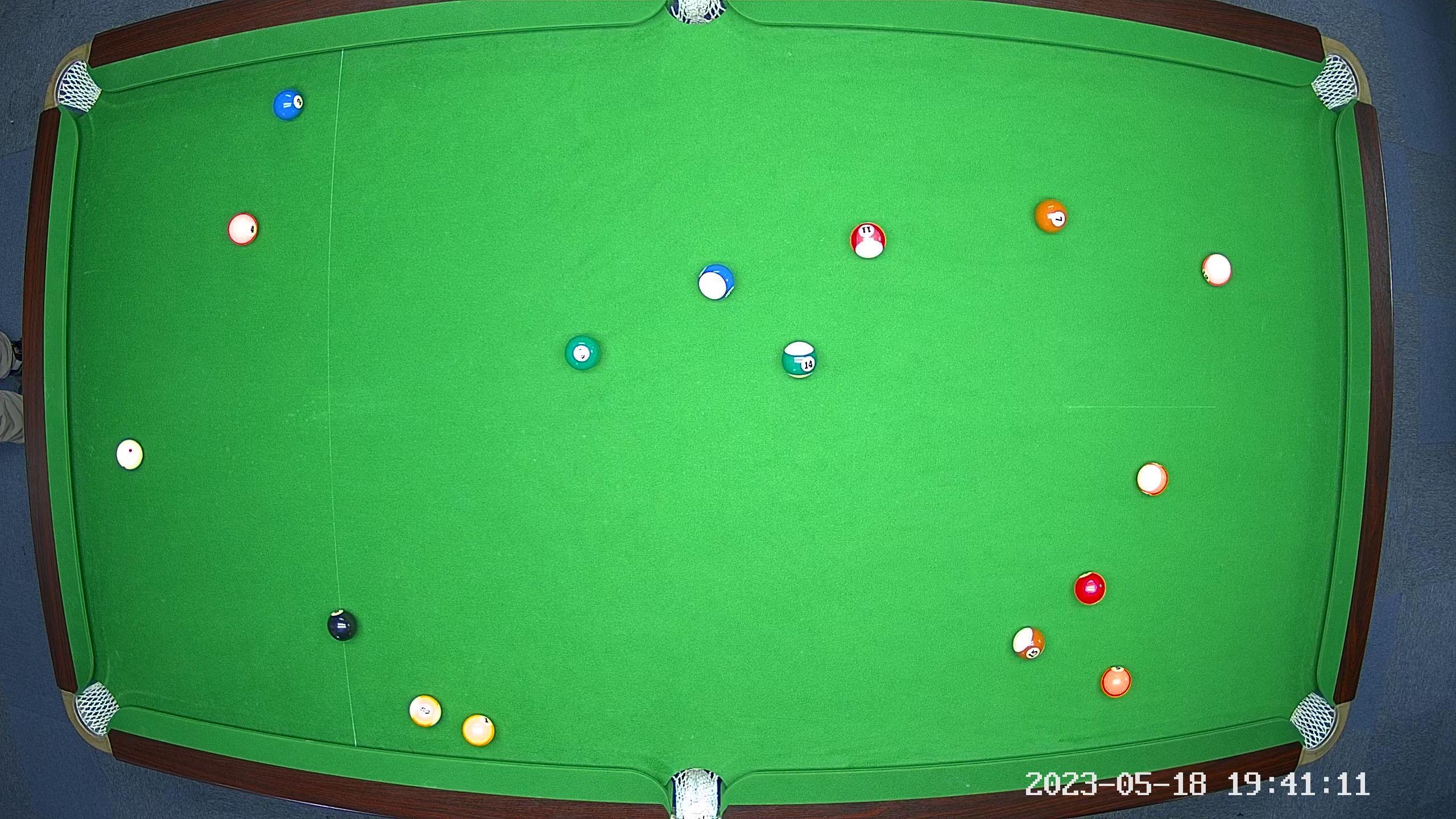 ball-qgqhv-2mtfk-dela Object Detection Dataset by Roboflow100VL Full