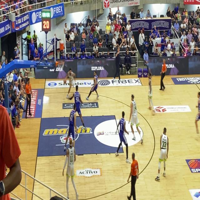 Basketball Object Detection Model by Yggdrasils Workspace