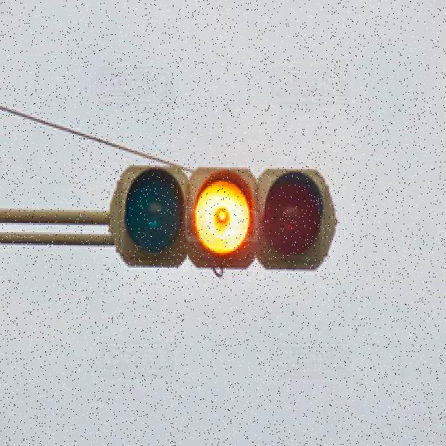 Yellow traffic light Object Detection Model by mohamed mahros