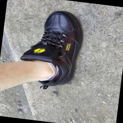 boots Object Detection Dataset by YOLOv8 Test project