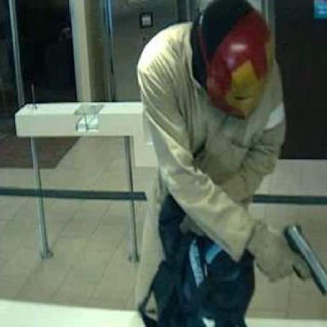 firarm detection 2 - Roboflow Universe