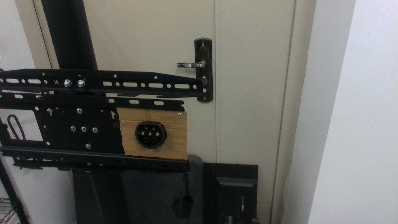 Charging-Socket-Detection Object Detection Dataset by object detection